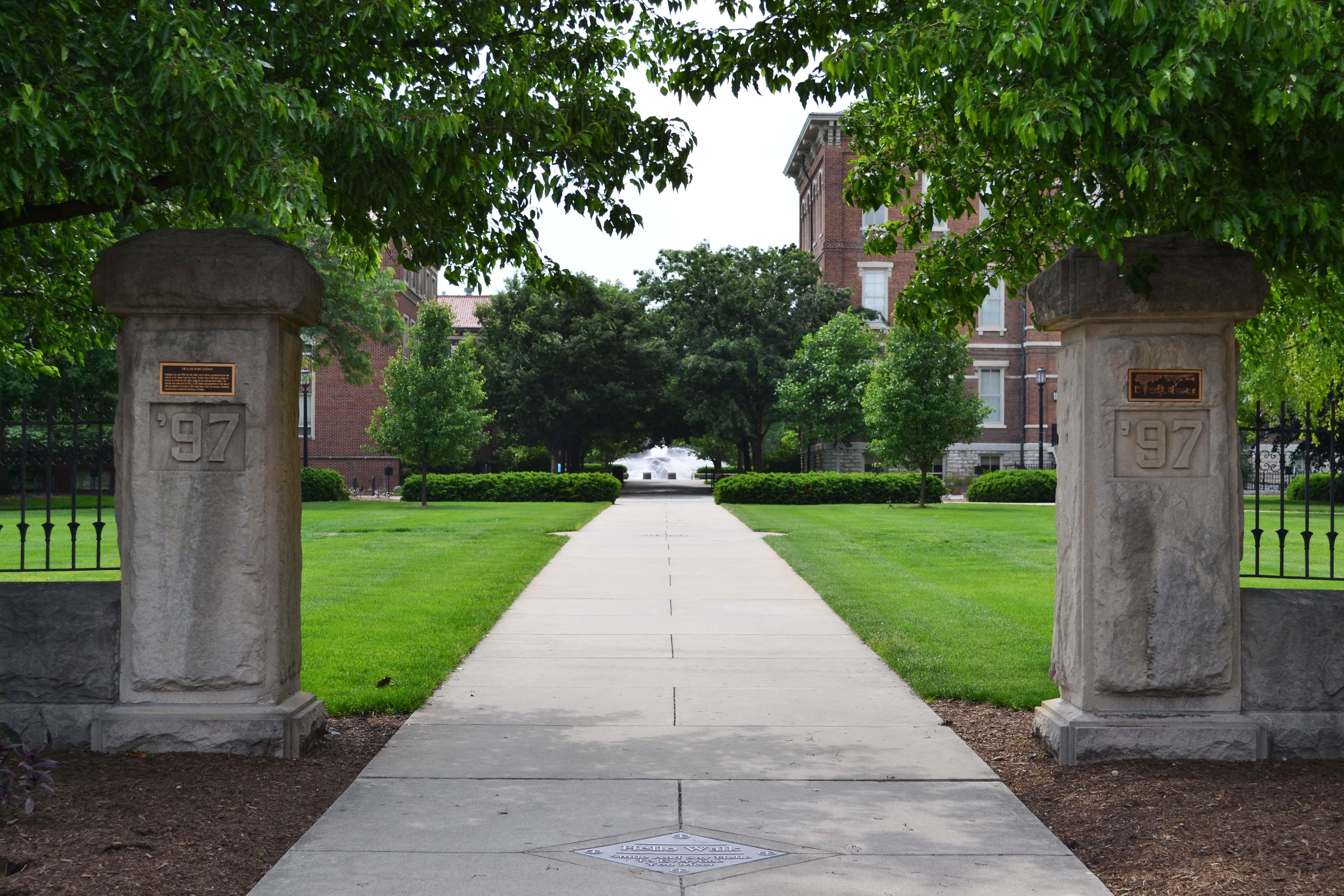Class of 1897 Gateway – Purdue Arboretum Explorer